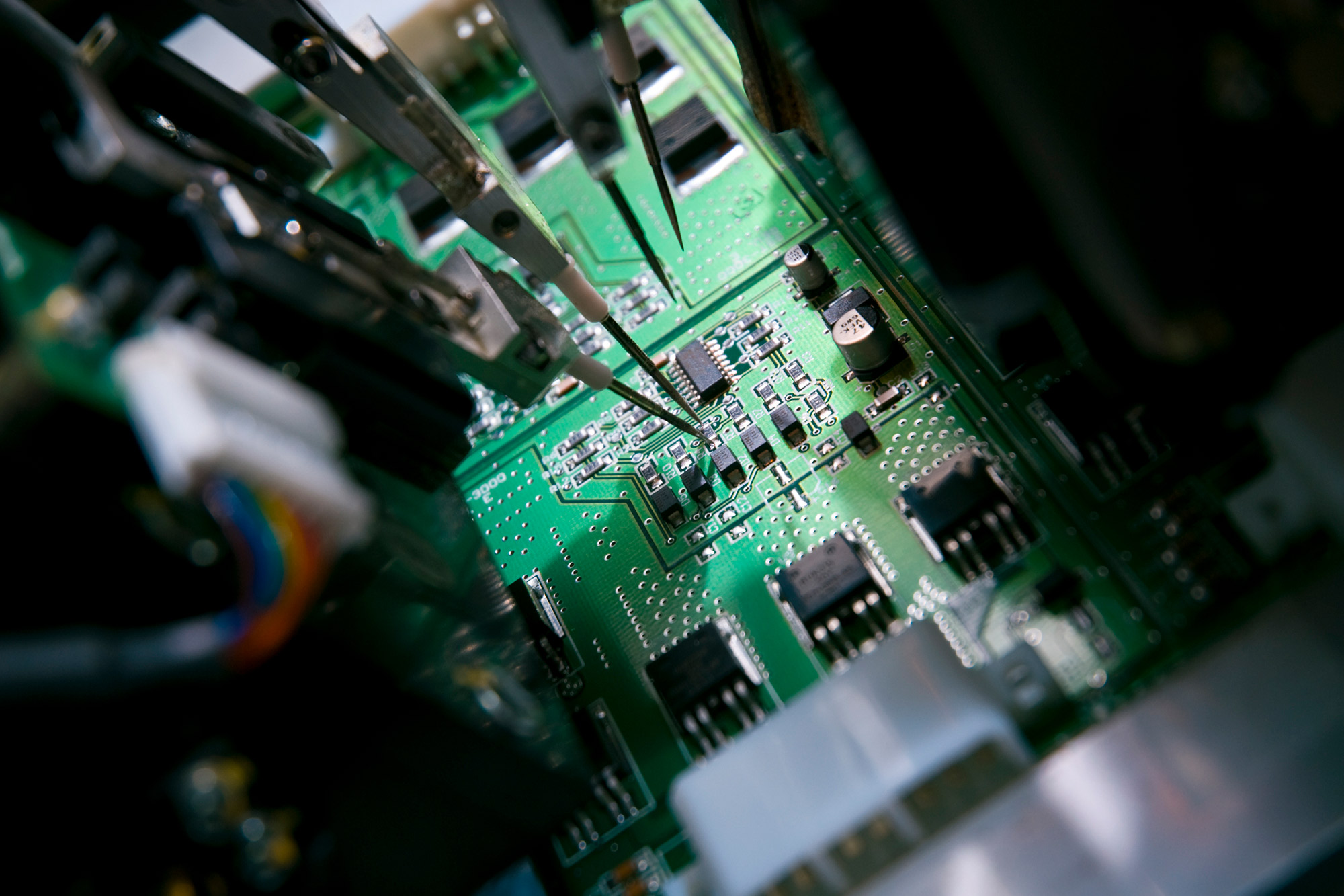 Isola 370HR PCB Material Guide: High-Reliability FR-4 Laminate for ...